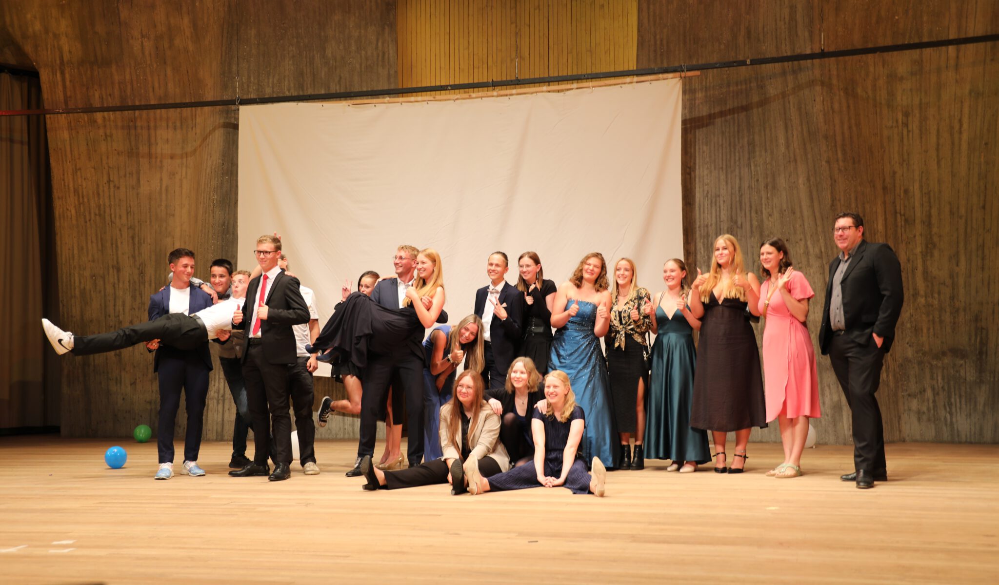 Erfolgreiche Abitur- und Realschulprüfungen an der Waldorfschule ...